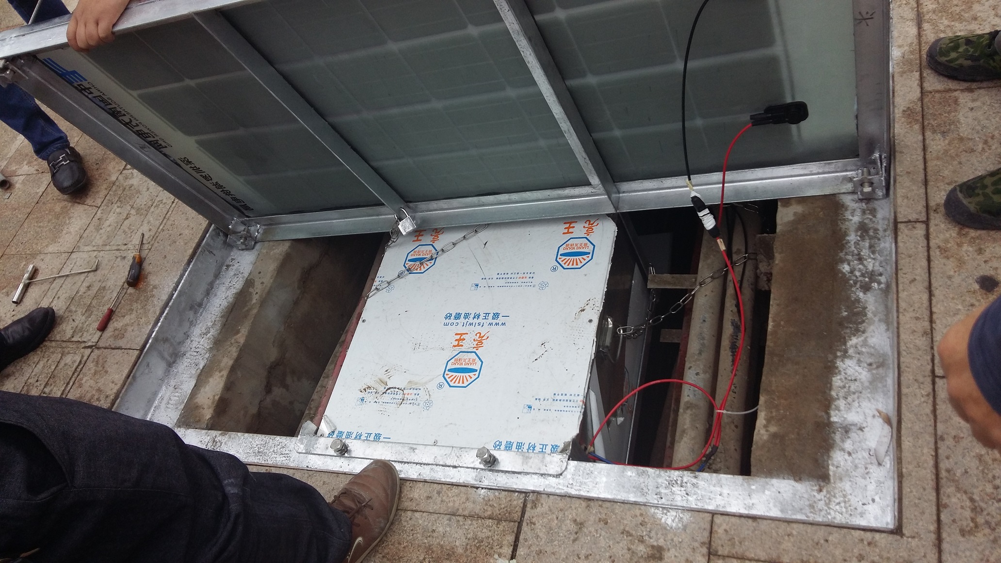 I&T Solution - Smart Manhole Cover 2022-05-12