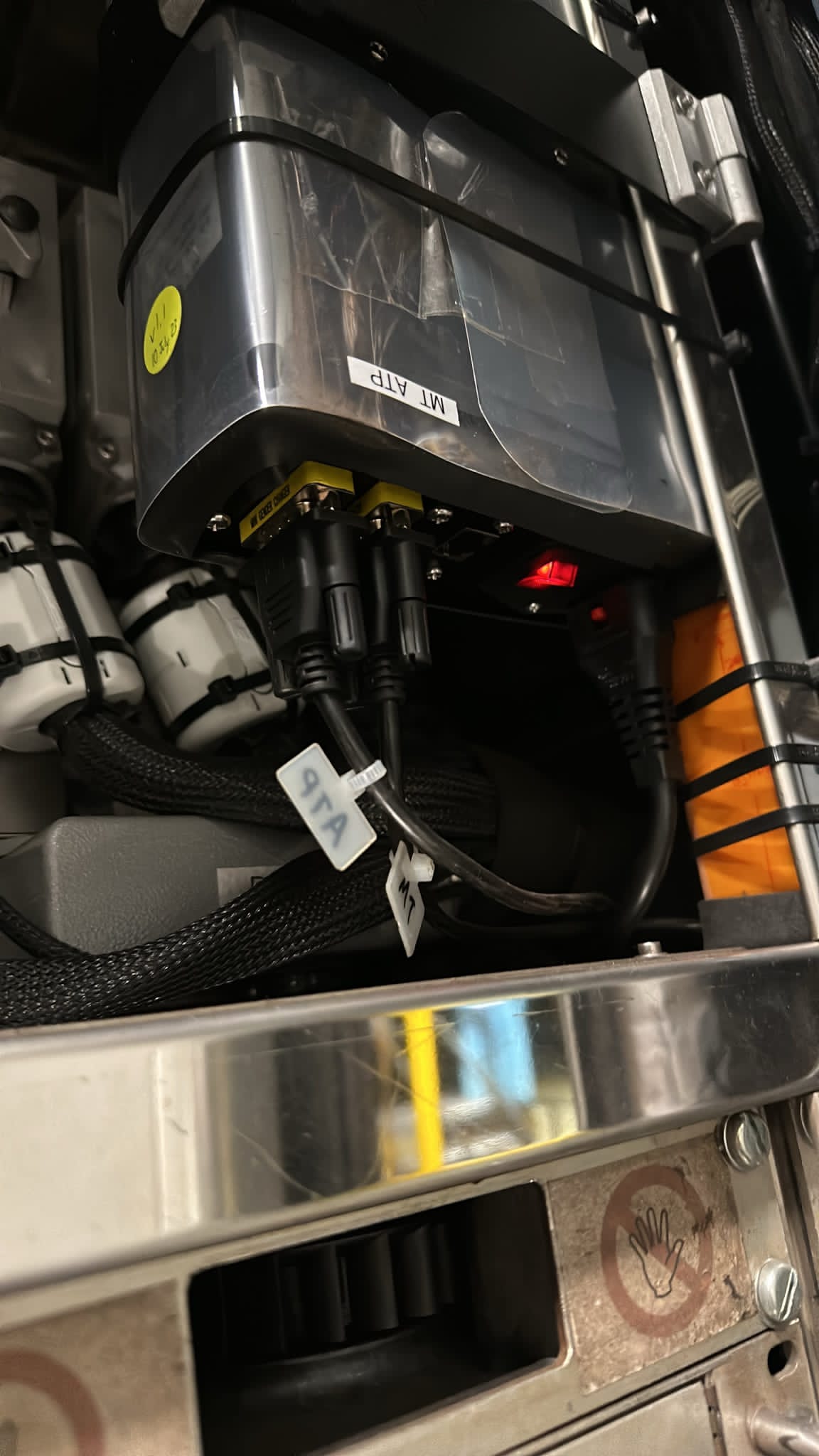 創科方案 - 使用來自 HKO 的開放天氣數據以及使用強化學習模型從 SACEM 數據記錄器收集的數據來預測列車運行的允許時間 2024-01-2