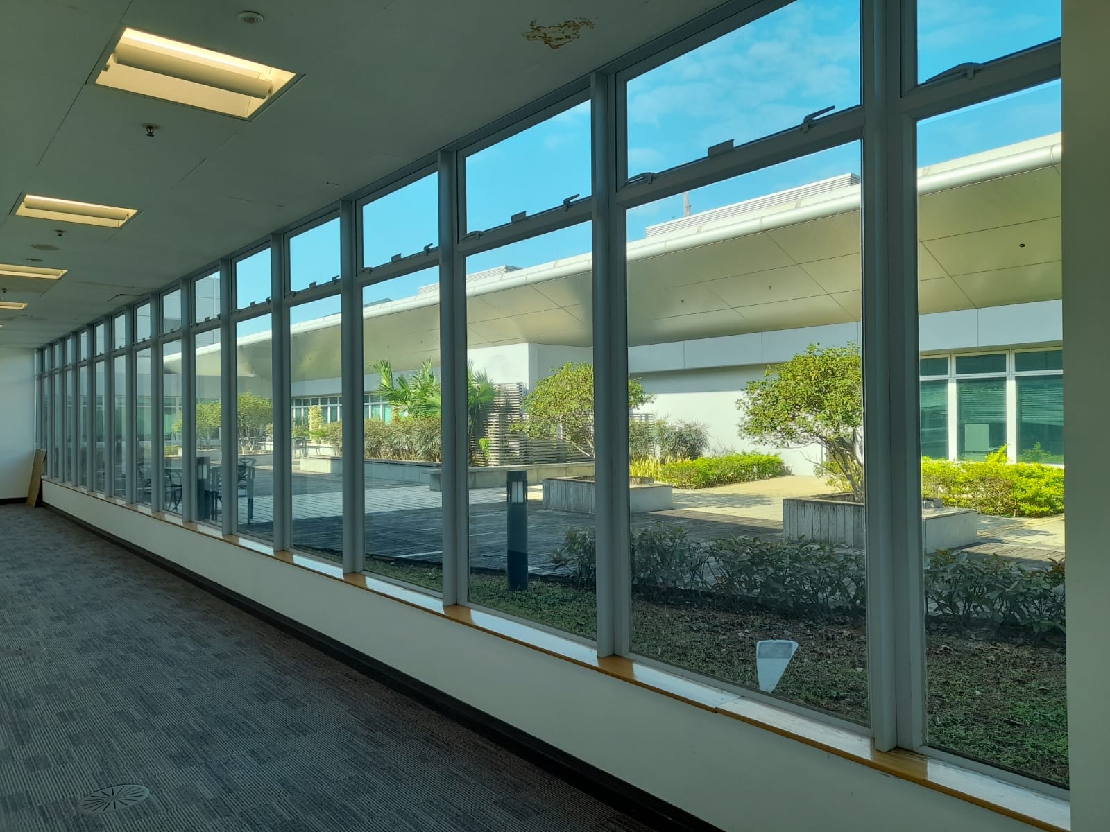 I&T Wish - Study of Sun Control and Daylight Redirecting Window Films ...